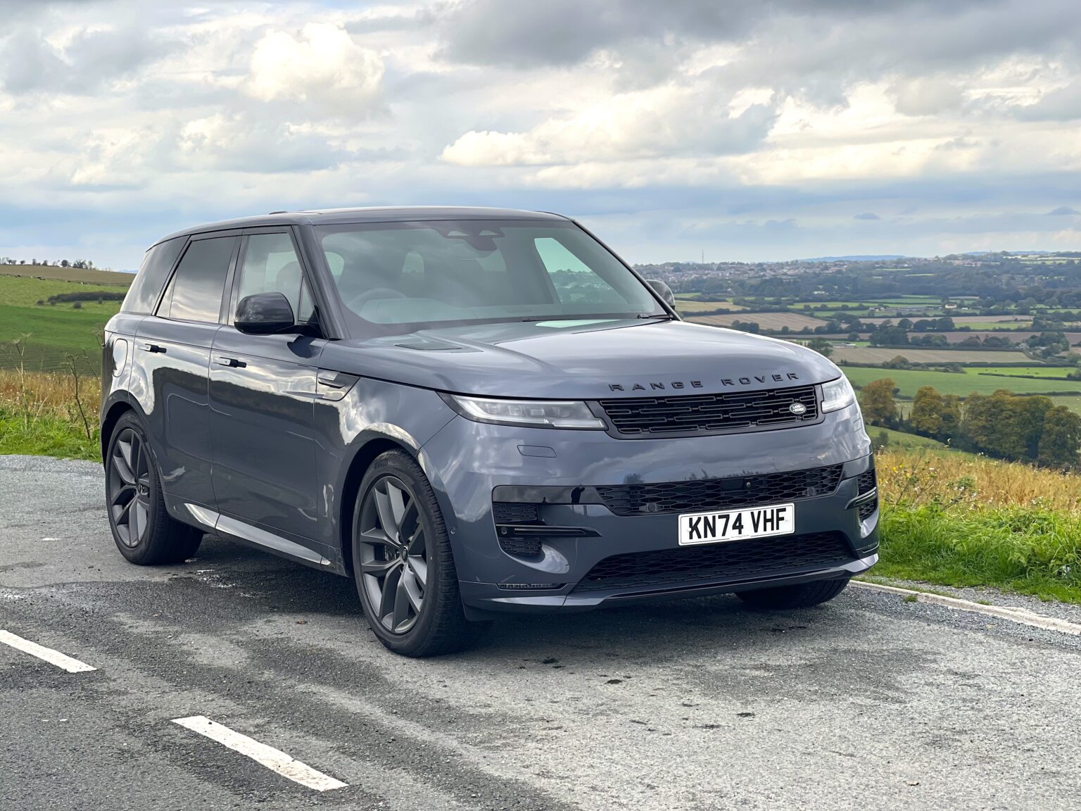 Car Review: Range Rover Sport Dynamic SE P460e | The Successful Founder